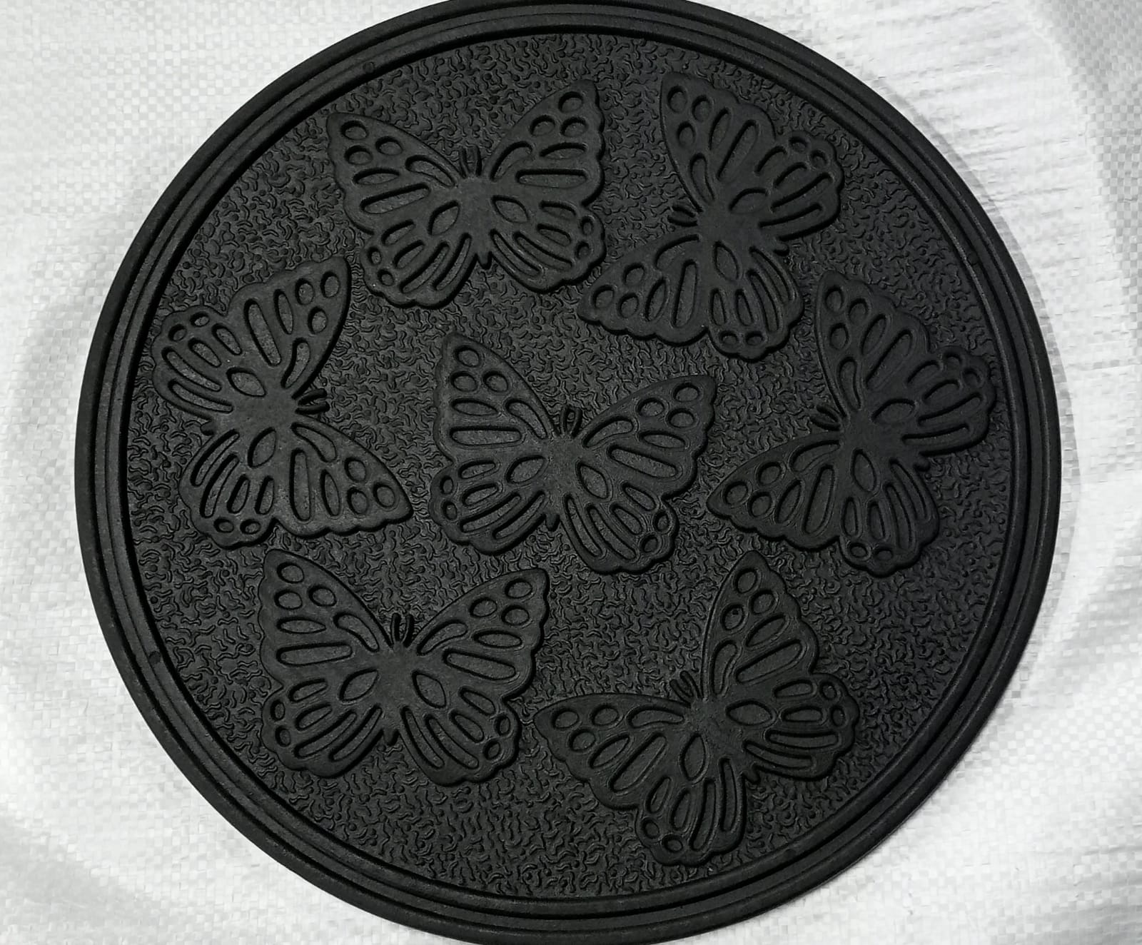 OnlyMat Heavy-Duty Multi-Purpose Round Rubber Mat